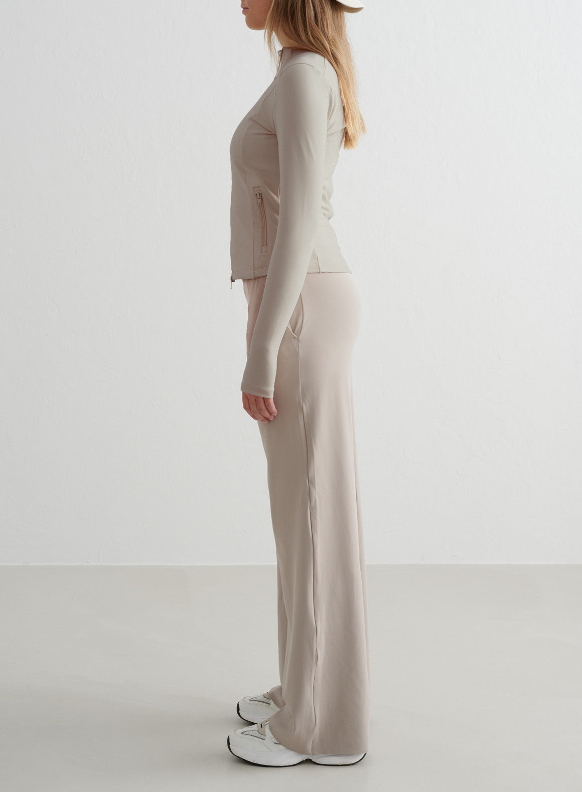Dark Clay Sense Wide Pants – AIM'N AU