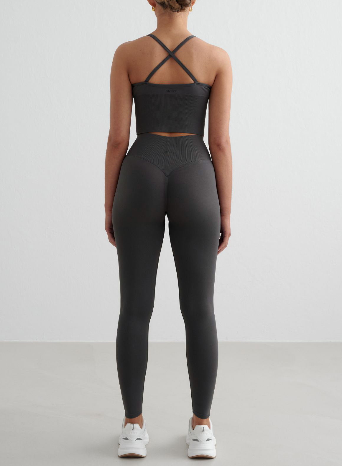 Shadow Grey Shape Seamless Tights – AIM'N AU