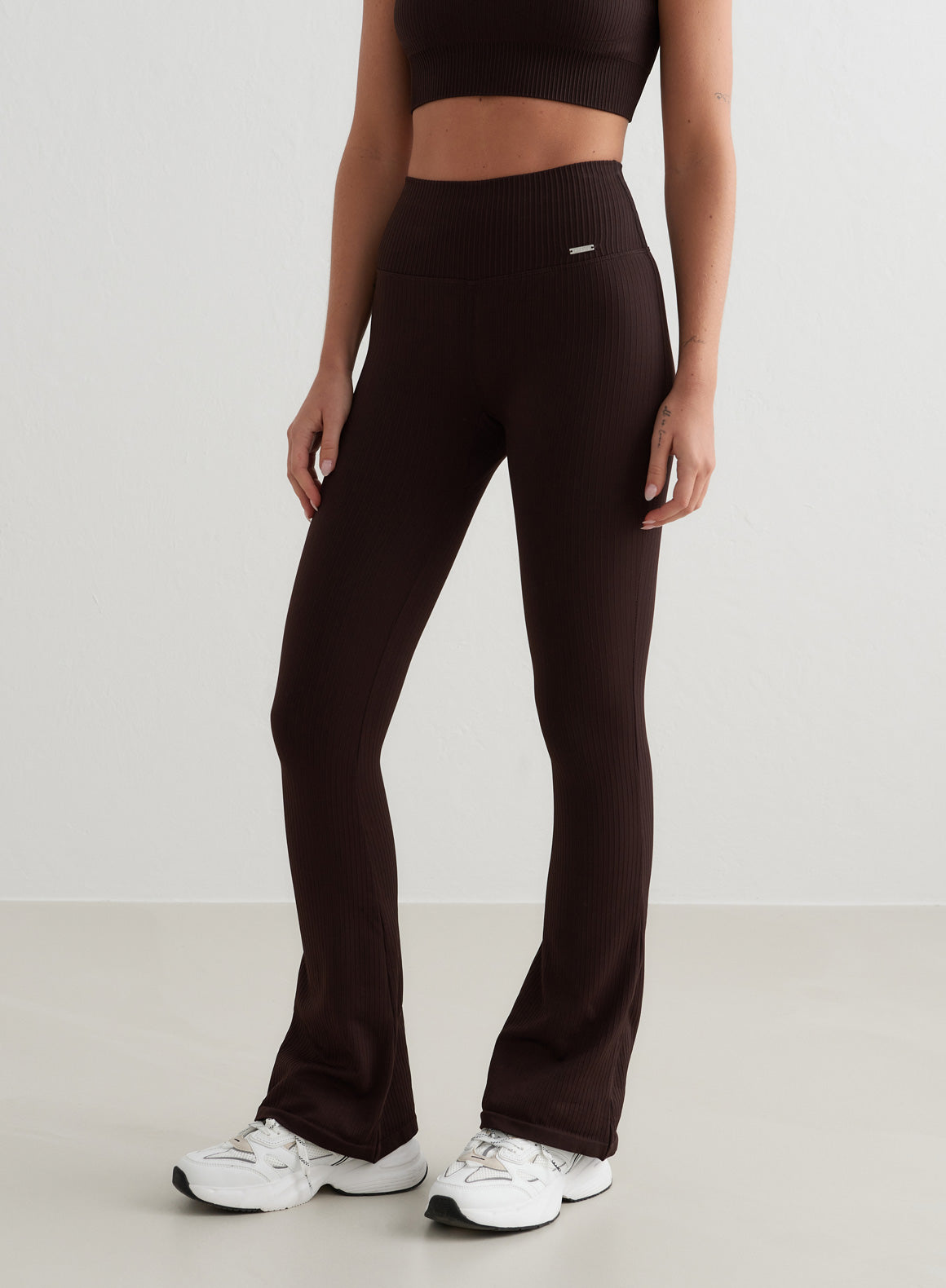 Cacao Ribbed Seamless Flare Tights – AIM'N AU