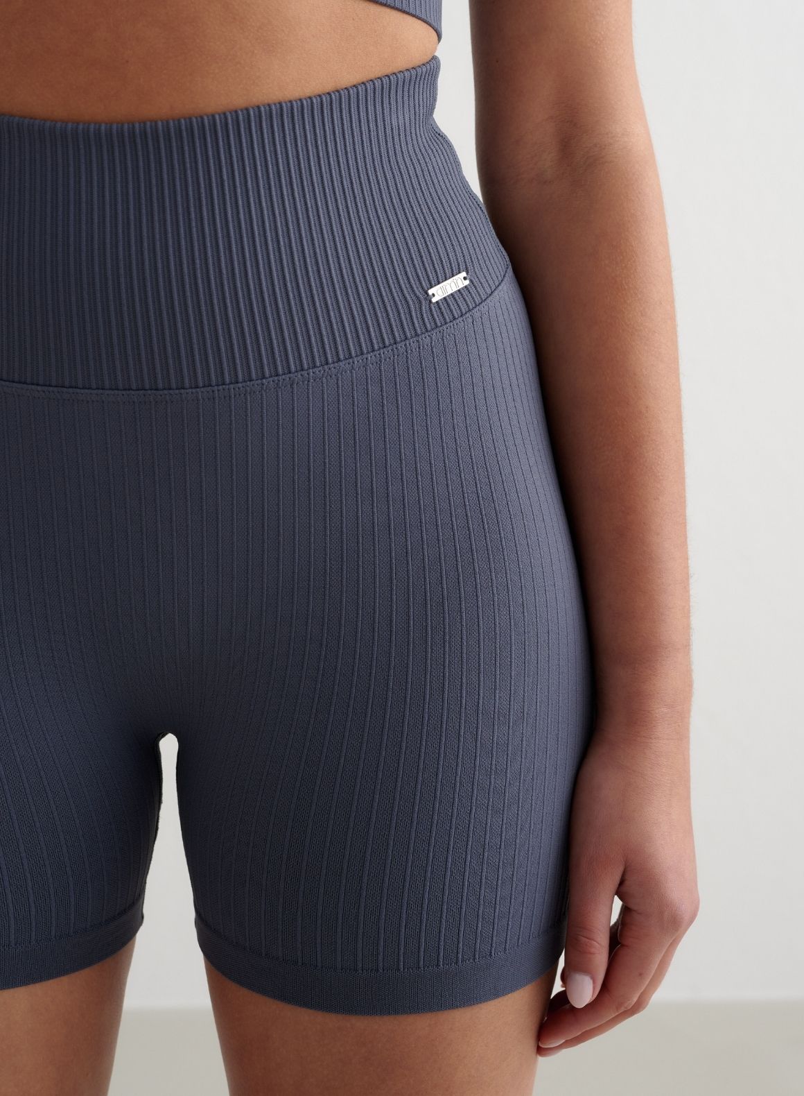 Storm Blue Ribbed Seamless Midi Biker Shorts – AIM'N AU